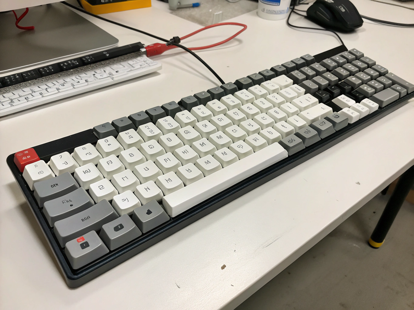 Transformer un clavier QWERTY en AZERTY - Commentouvrir